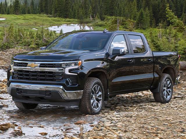 2024 Chevrolet Silverado 1500 Crew Cab Custom Trail Boss Prices and Cost to Own | Kelley Blue Book